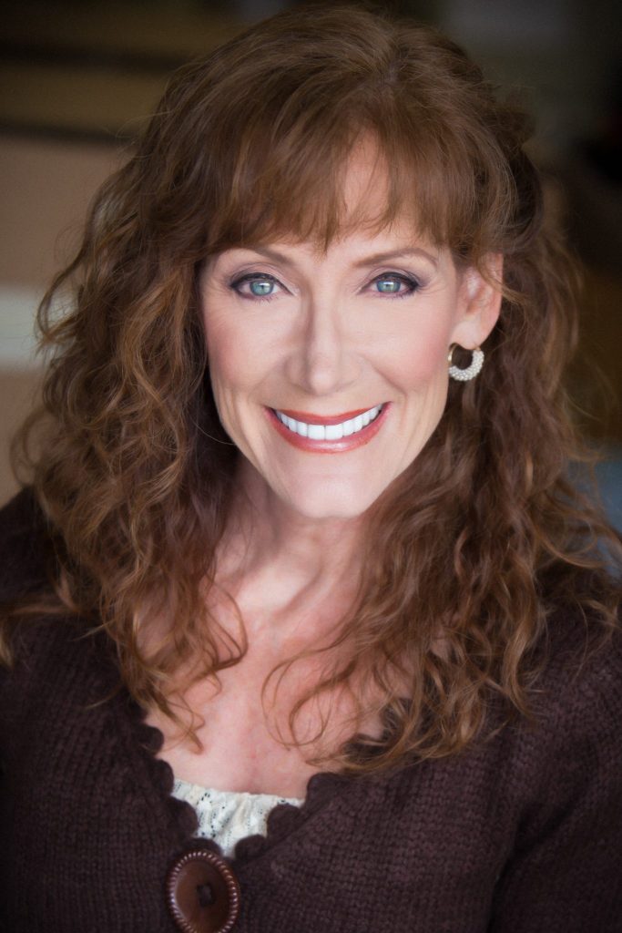 Darlene Headshot The Relationship School®